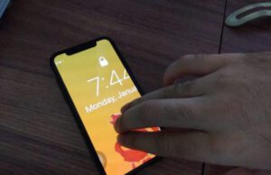 8 Simple Ways To Fix iPhone Stuck In Zoomed Screen (iPhone 13/12/11)